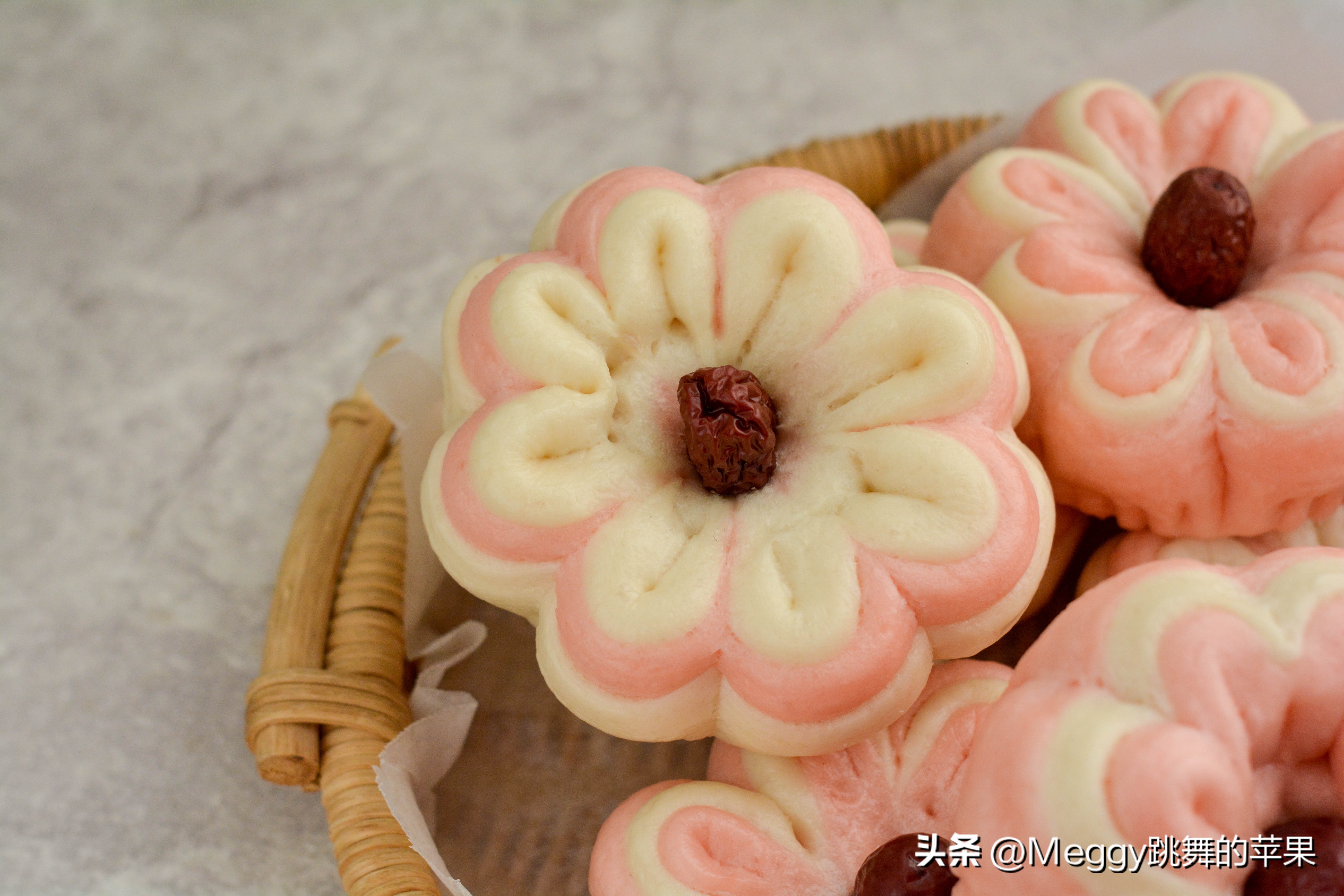 This jujube bun is so tender and tender, it only needs to be fermented ...