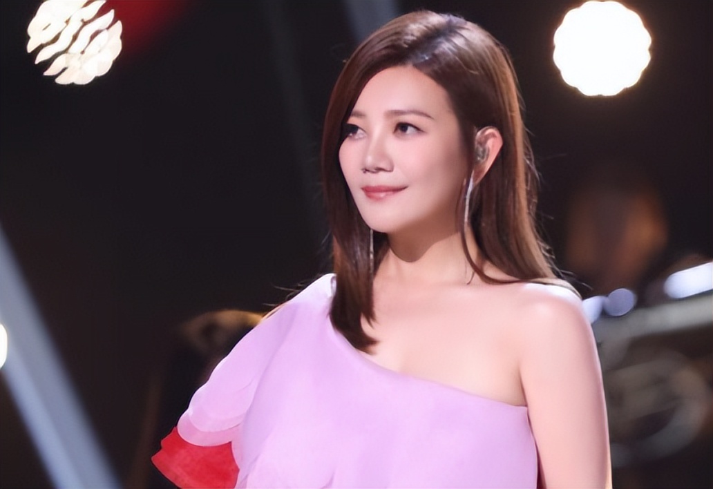 Liang Jingru commented on Andy Lau in a good voice, saying that she would no longer be on the ...