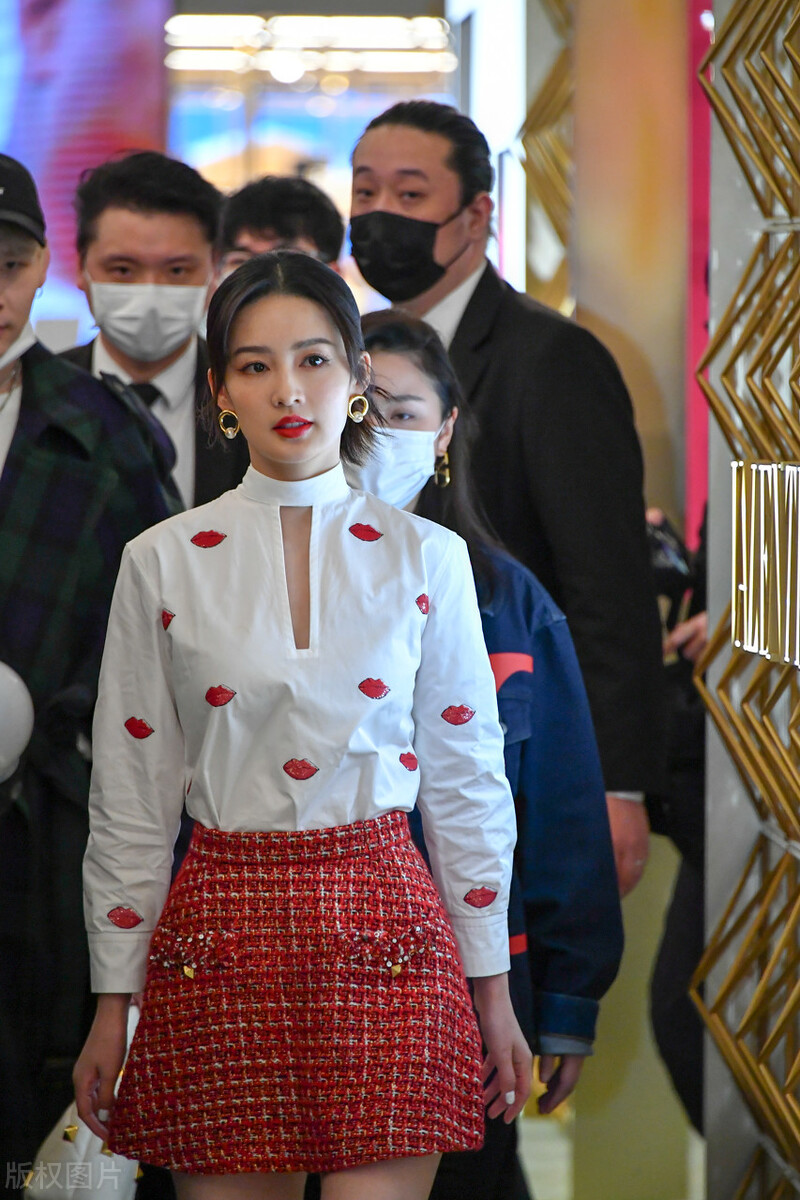 Beautiful Qin Qinzi Li Qin: underwear endorsement pictures, beautiful ...