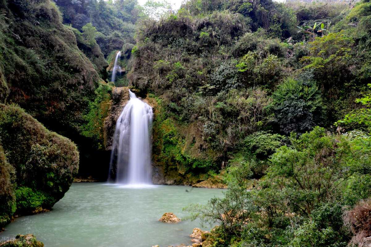 Babao Town in Guangnan, Lingshan Xiushui, Zhuang style, Little Guilin ...