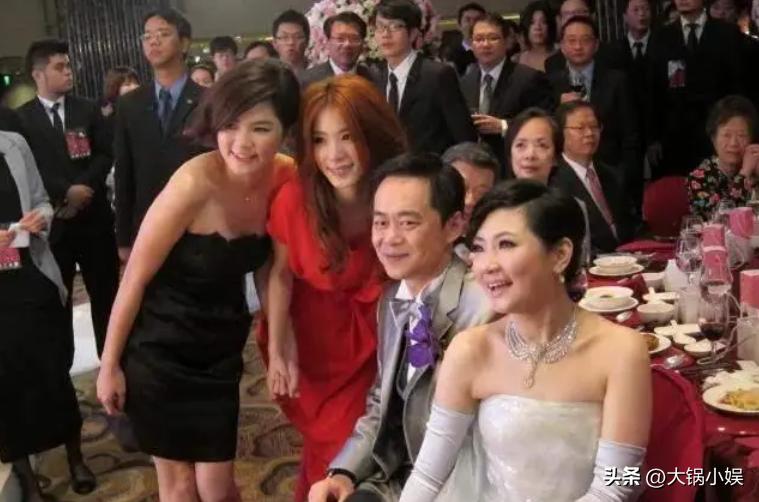The 41-year-old Ren Jiaxuan officially announced her pregnancy, the ...