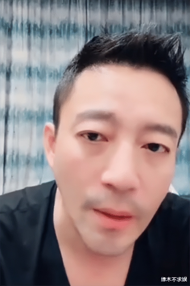 After Zhang Lan recovers, she satirizes Junye Junye and connects live ...