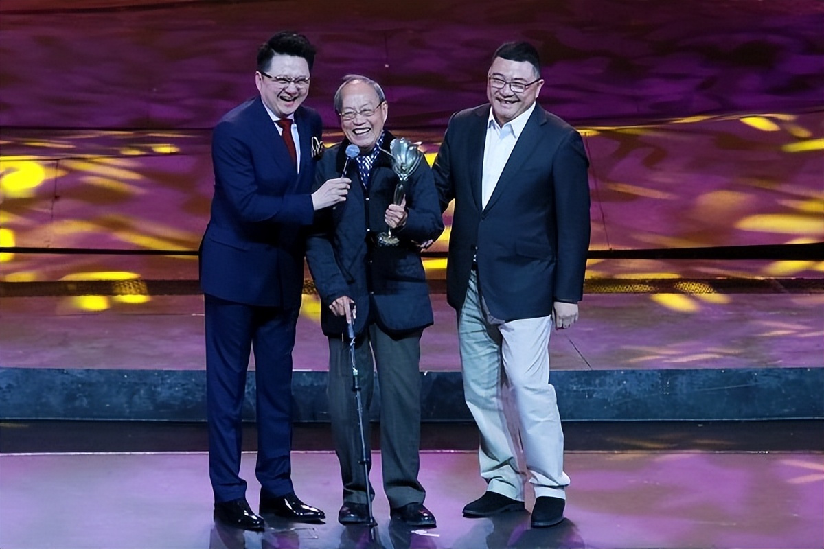 Famous actor Liu Zifeng died of illness, Fu Dalong and others mourned: I have always wanted to ...