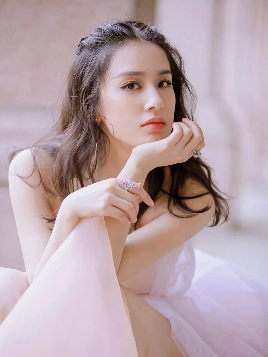 From "Star Girl" to "Juli Yang's Family", why did Huang Shengyi become ...