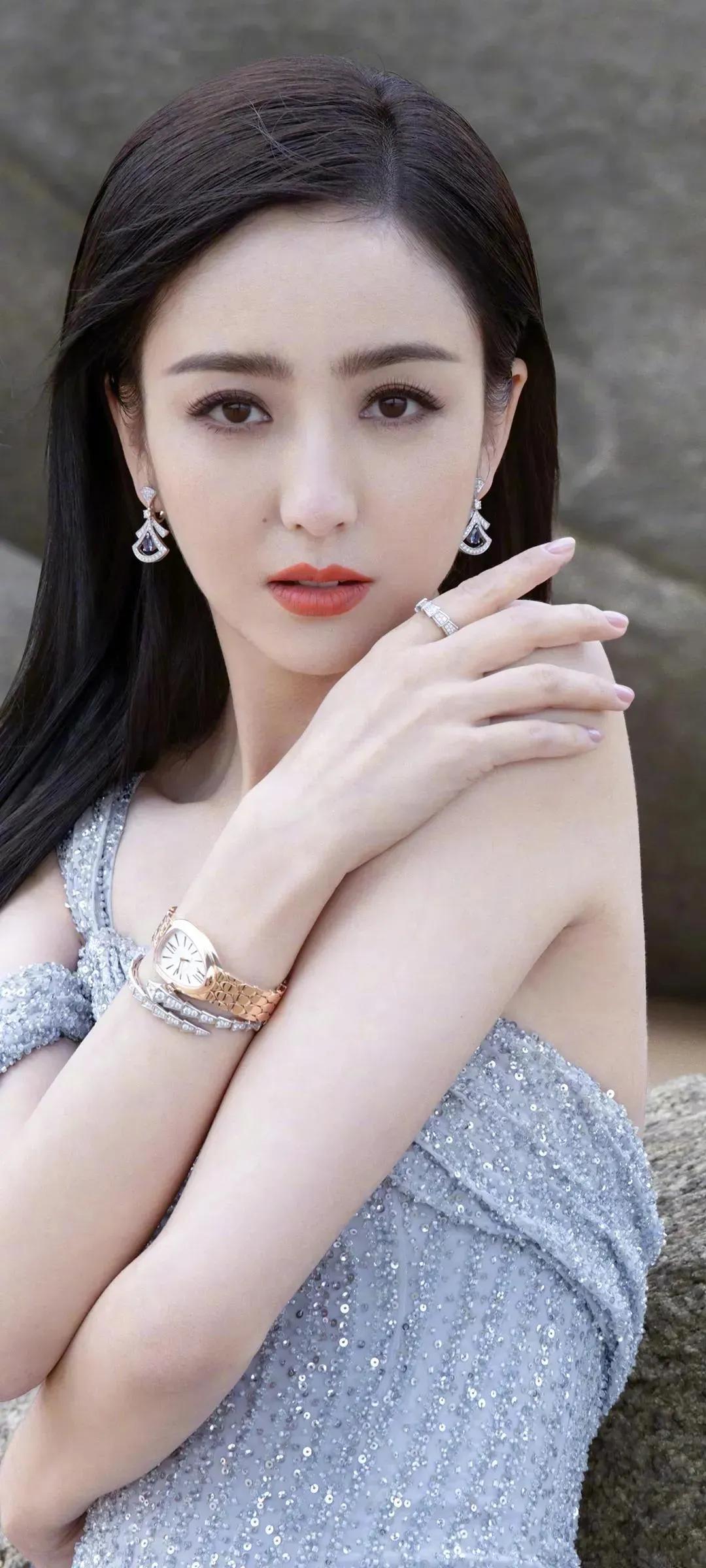 Tong Liya is so pretty - iNEWS