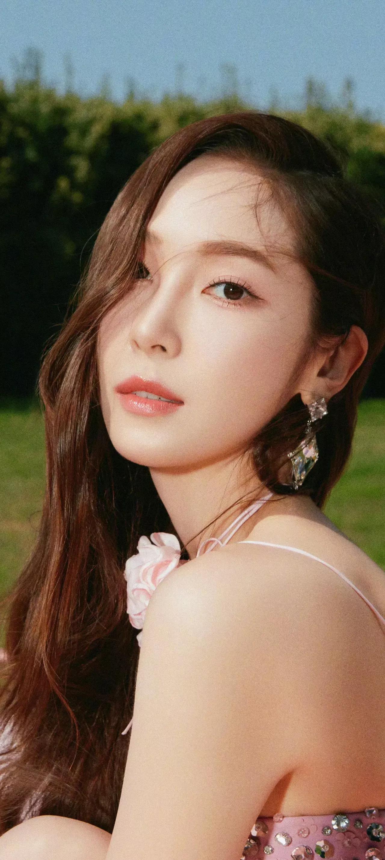 Jung Soo Yeon domineering lady photo album - iMedia