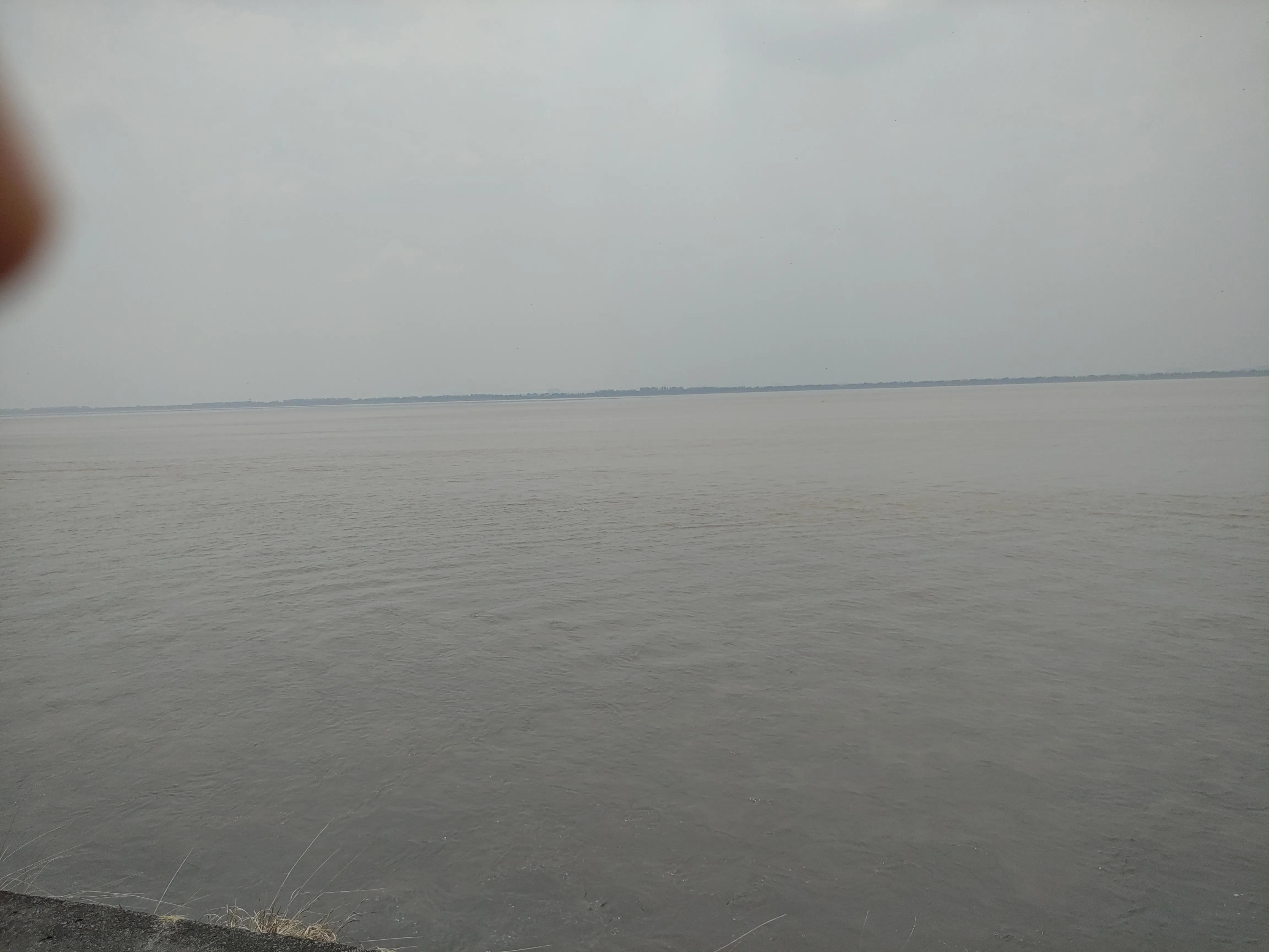 The tide-watching experience is like a thorn in the throat, reminding ...