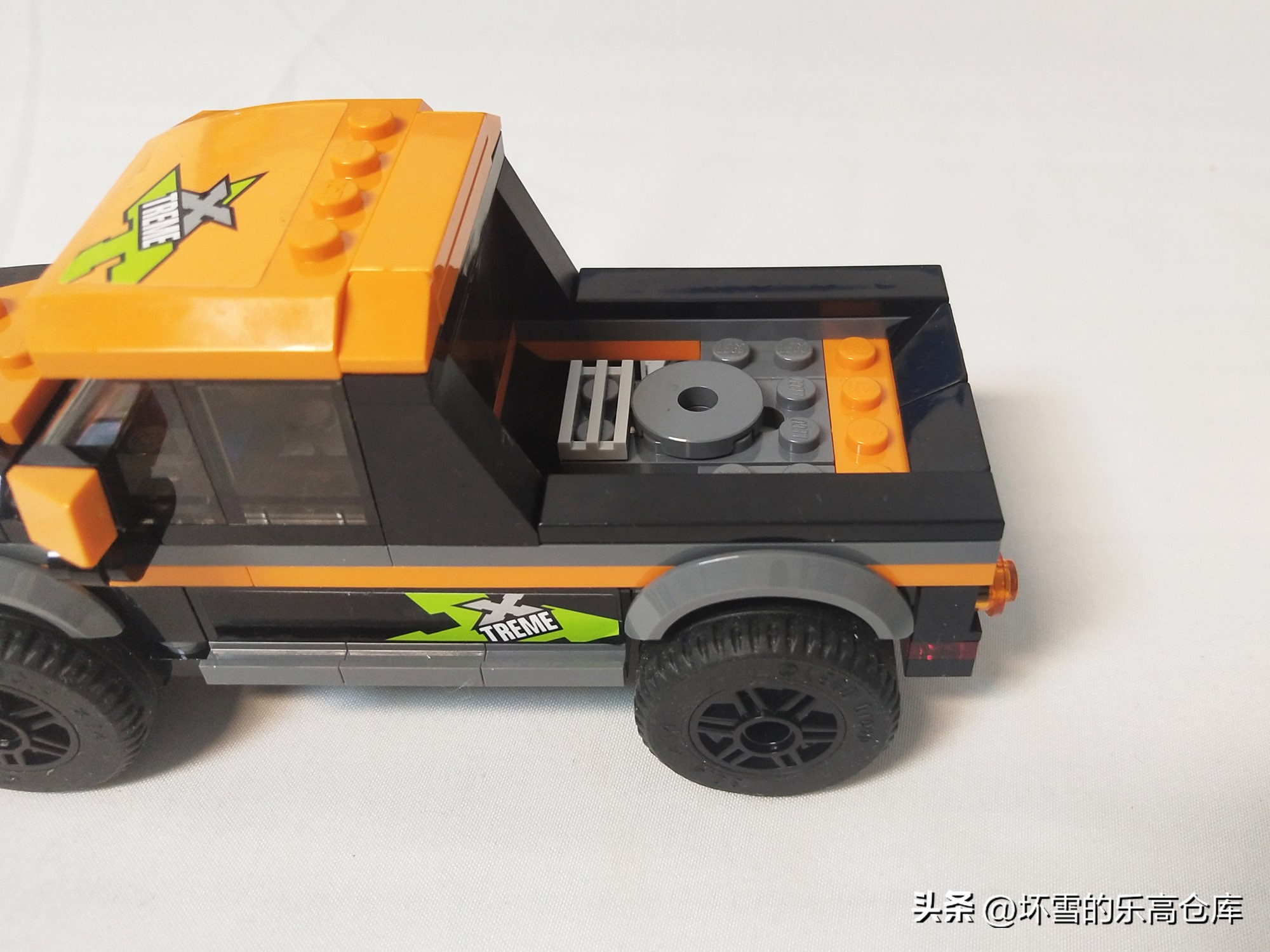 Is it fun to have a LEGO city group rowing boat that can float on water ...