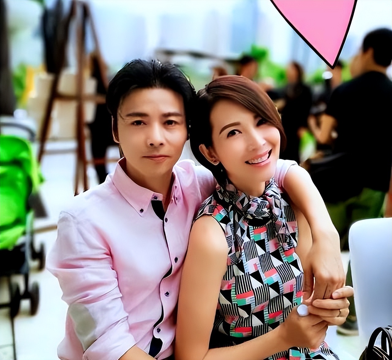 What is the true meaning of Ada Choi giving up the mansion and returning to the small house in ...