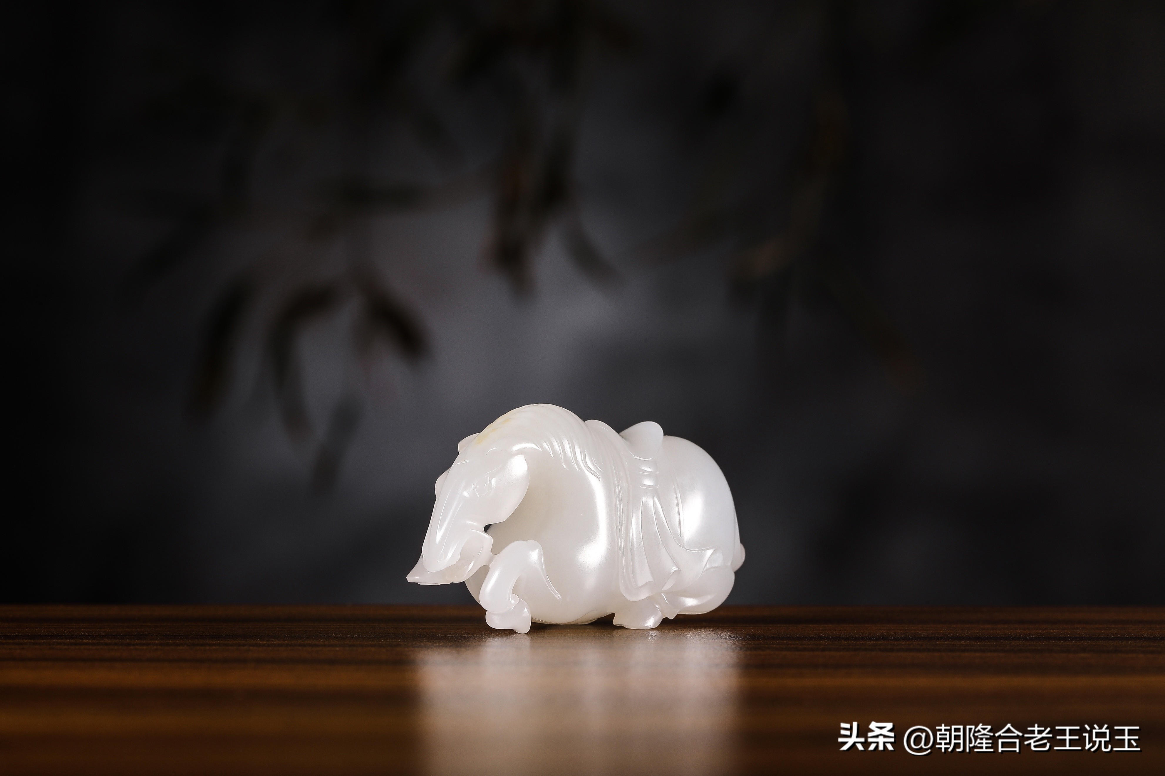Xinjiang Hetian jade seed material zodiac horse to successful Tang ...