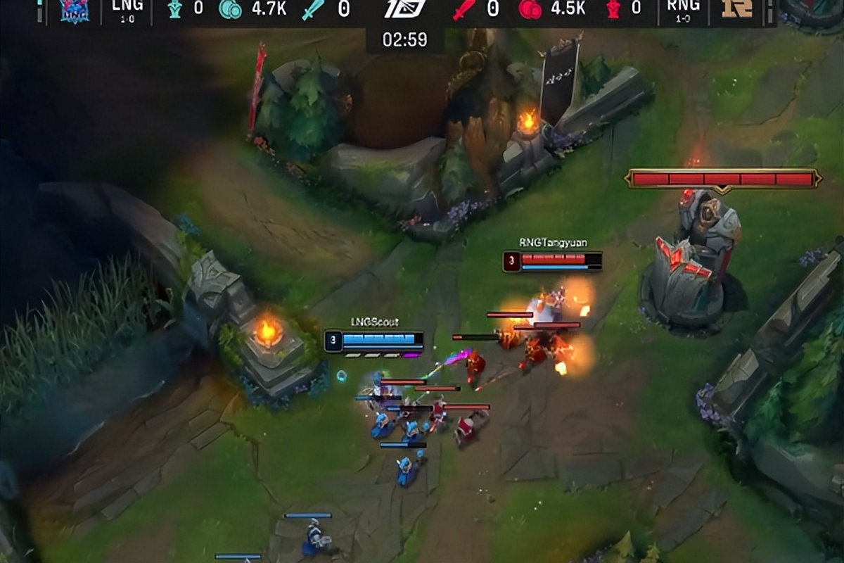 RNG's mid laner is doing his best, and LNG's performance is outstanding ...