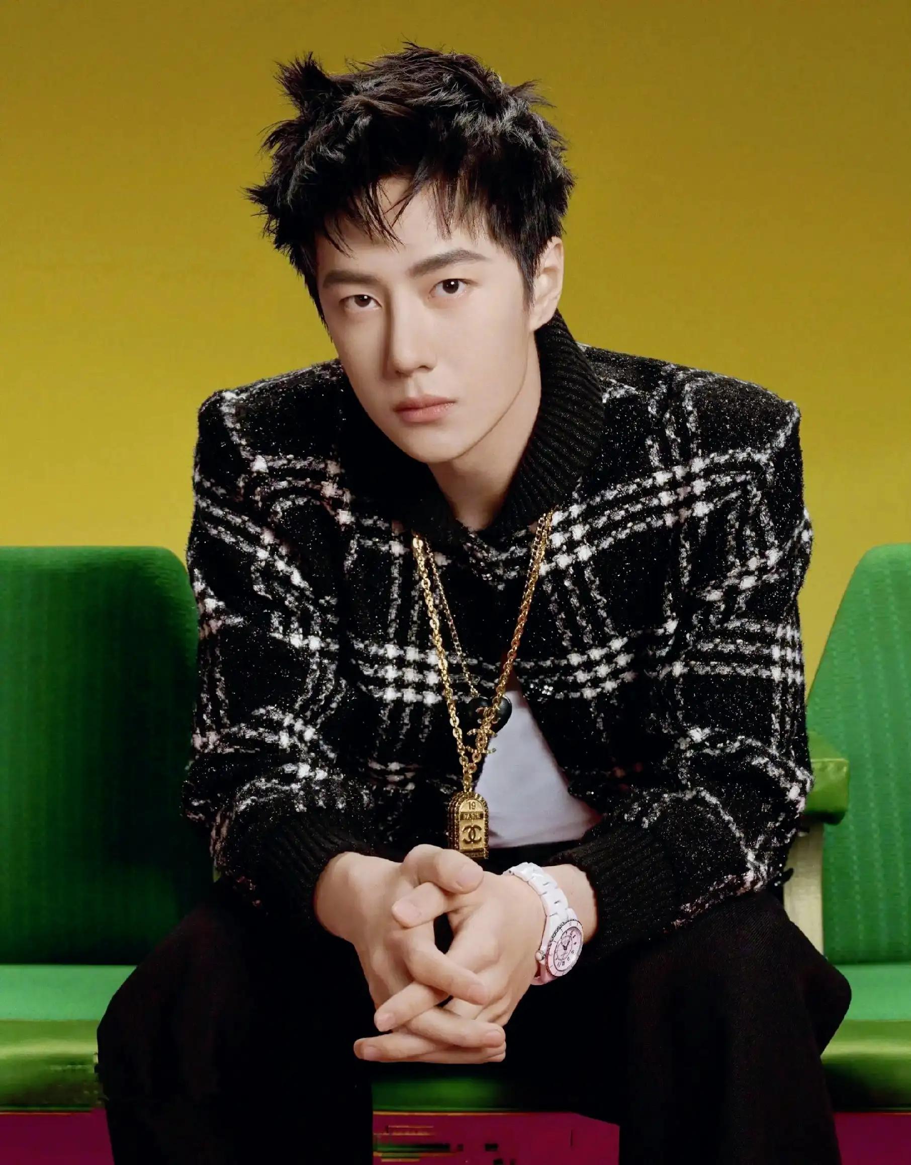 Wang Yibo's wonderful interpretation of Chanel's 2022/23 autumn and ...