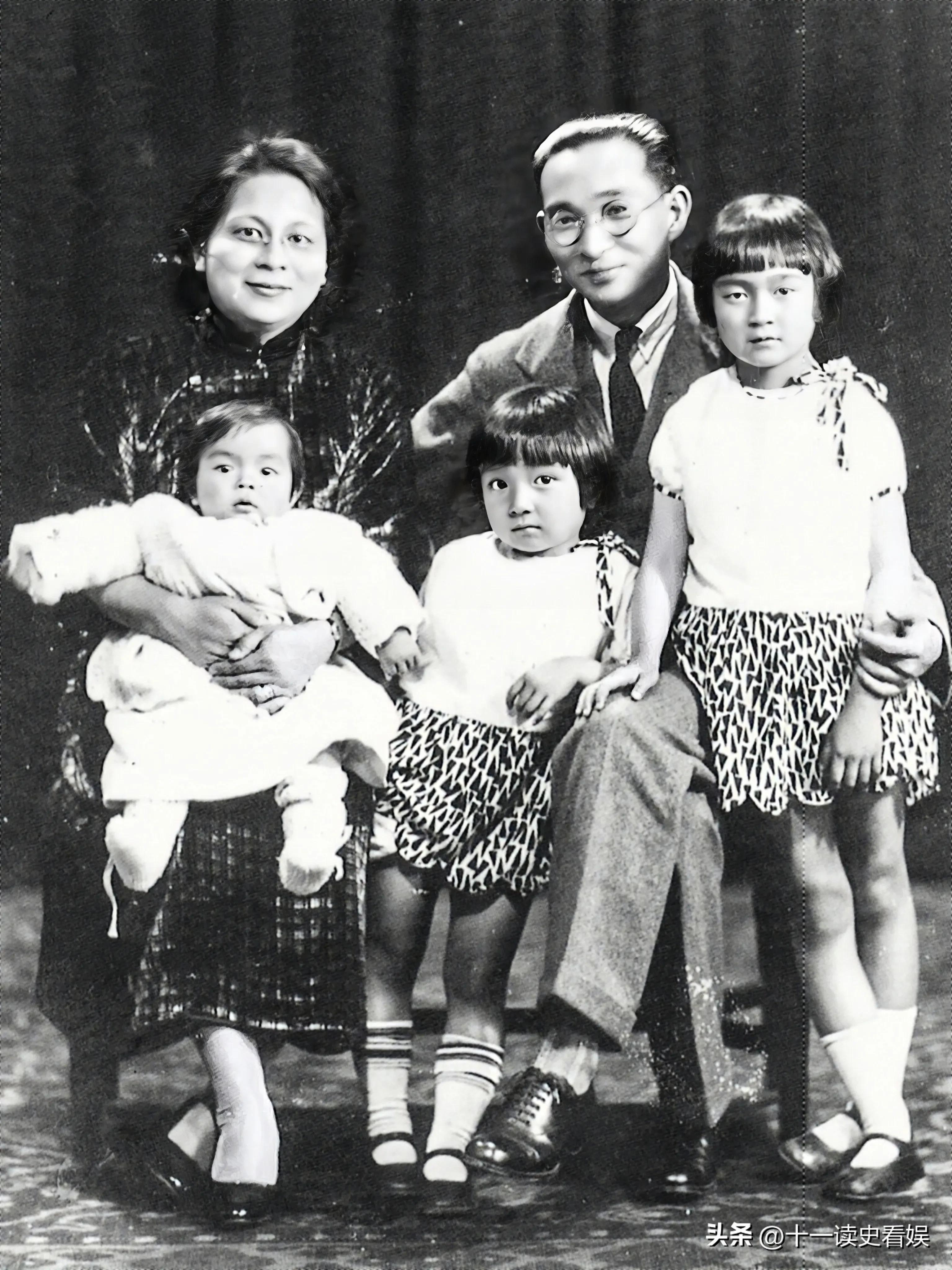 Lin Yutang: Marry his girlfriend next door, burn the marriage ...