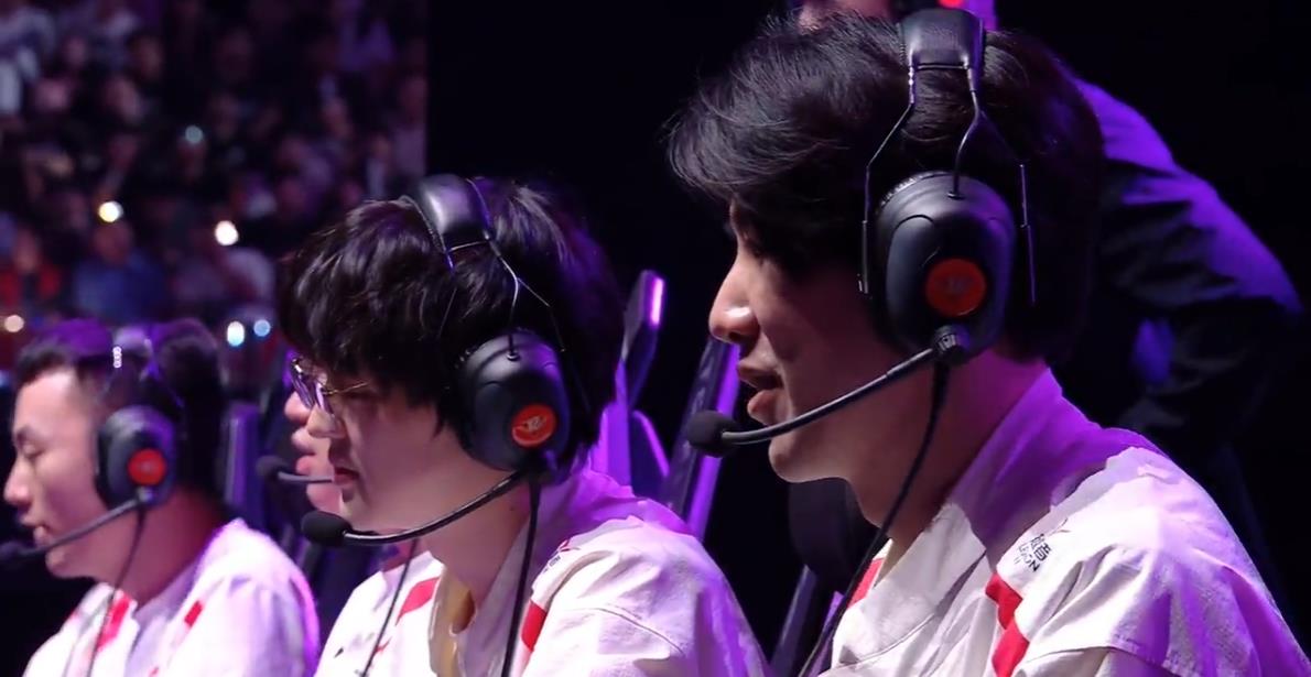 The first round of the Swiss round, 8 amazing games! - iMedia