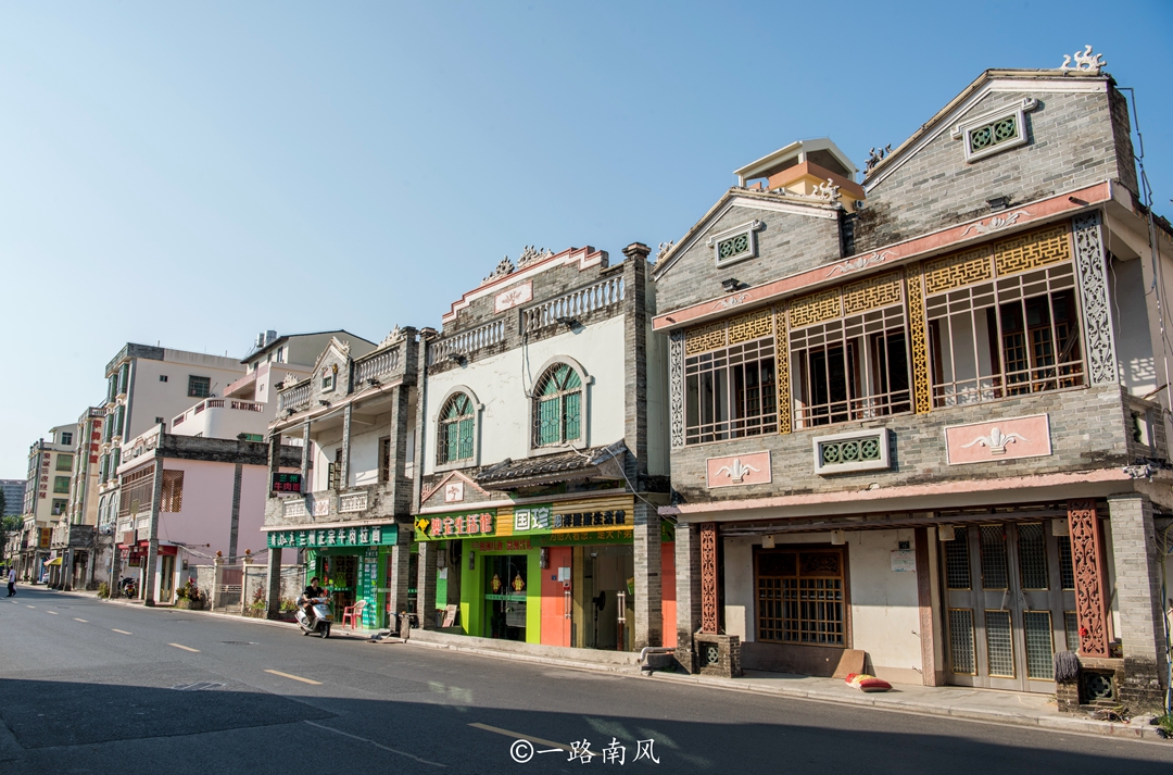 Hainan is a beautiful town, more secluded than Sanya Haikou, and there ...