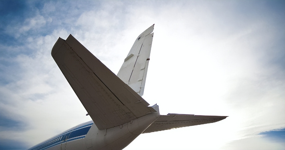 The aircraft rudder provides the pilot with the direction of the wind ...
