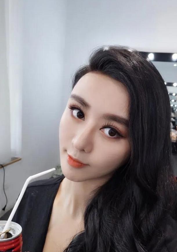 He Chengxi: Spending 8 million yuan to become Fan Bingbing and marry the chief surgeon "fake Li ...