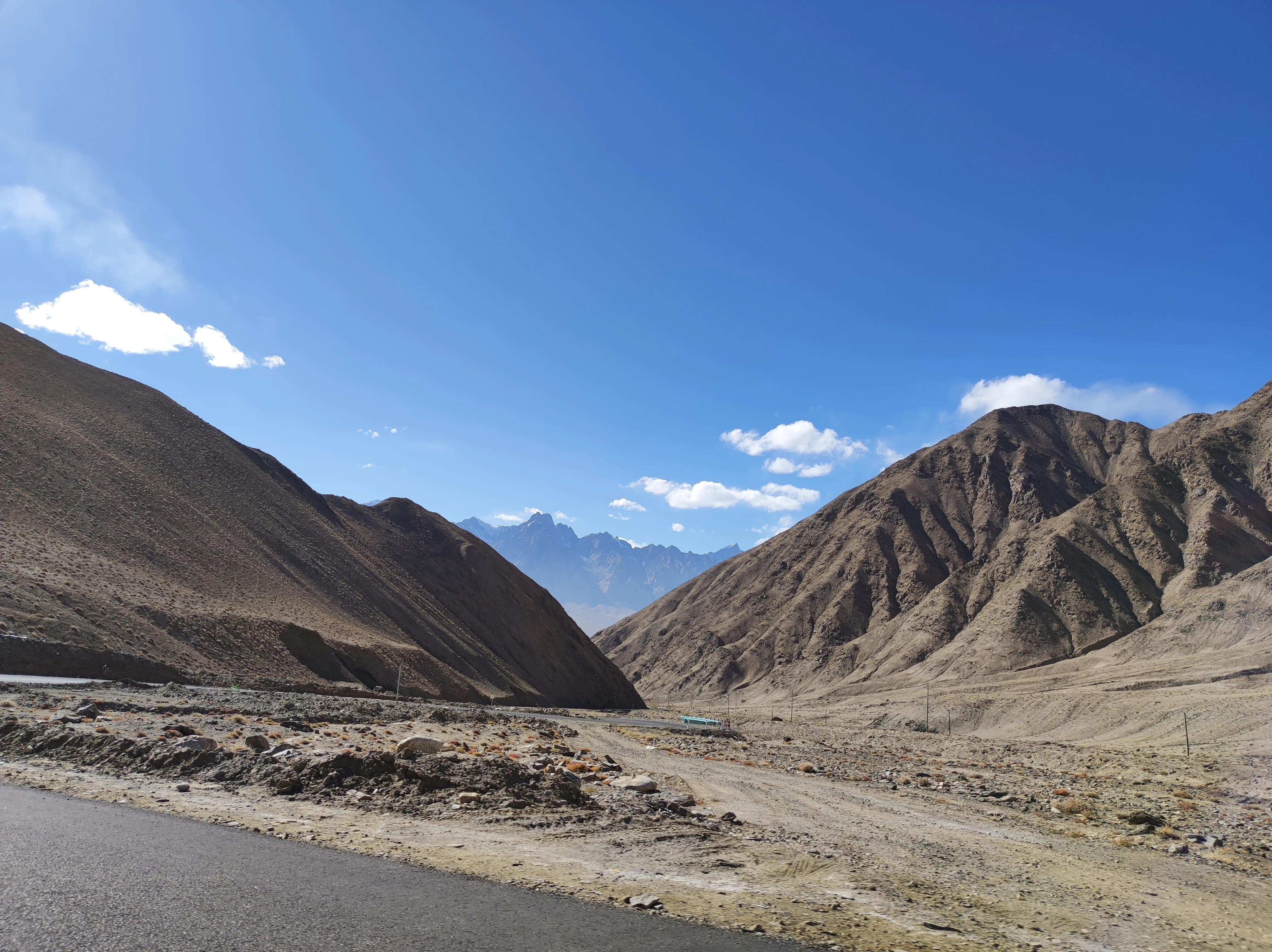 Trip to Xinjiang (8) - Panlong Ancient Road - iNEWS