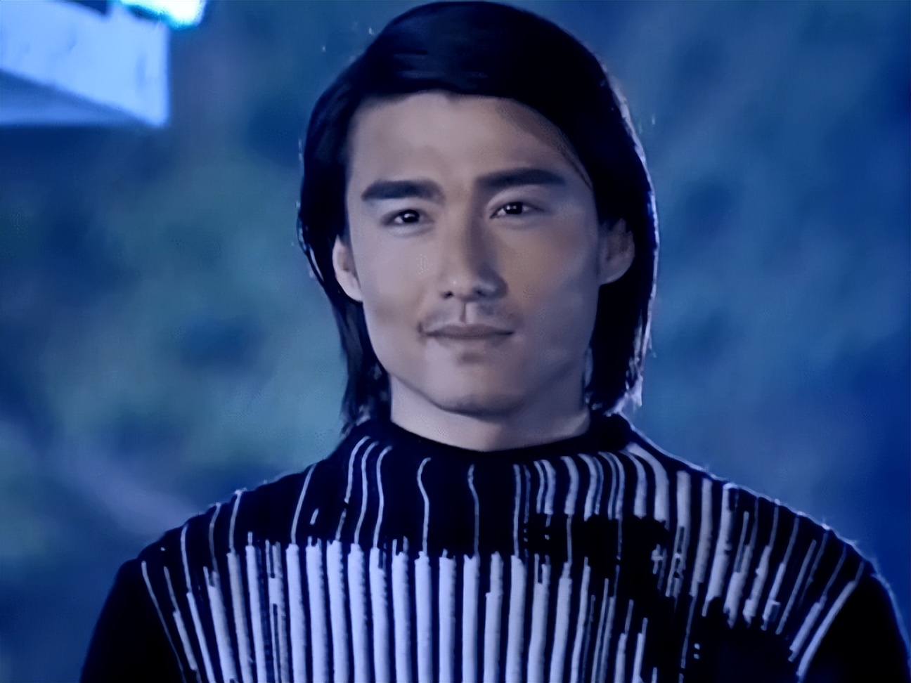 51-year-old Hu Bing dressed as Liang Shanbo with a beard, but was ...