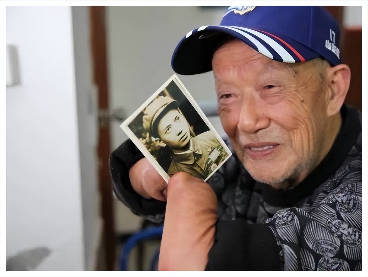 The only survivor of the "Ice Sculpture Company", Zhou Quan's younger ...