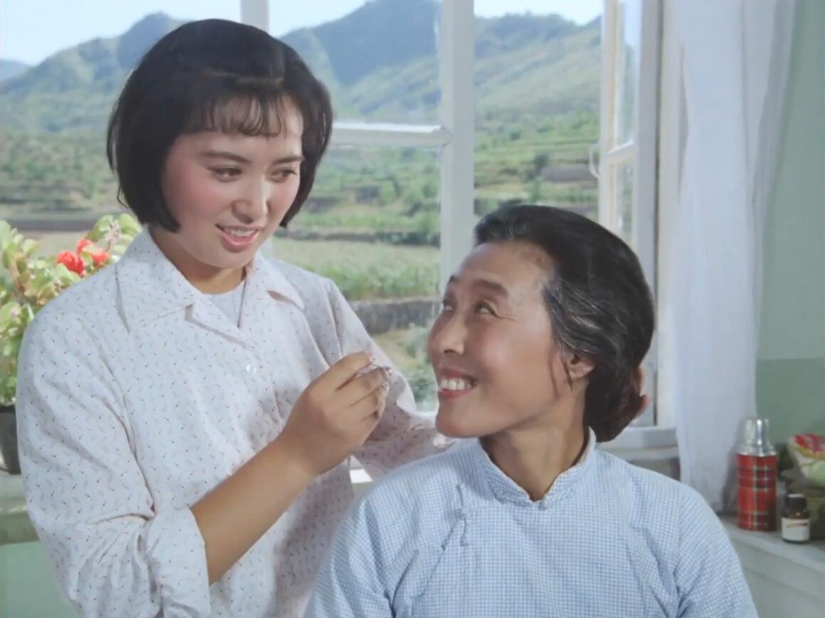 Wen Yujuan's recent photos reveal that the good daughter-in-law in "Xiyingmen" has now been ...