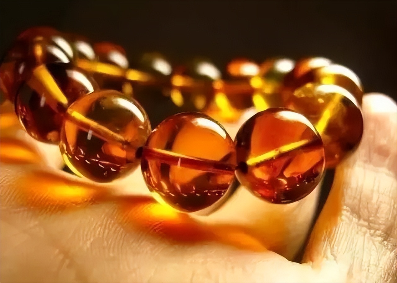 Songgang Amber Museum: What is the most famous variety of Fushun amber ...