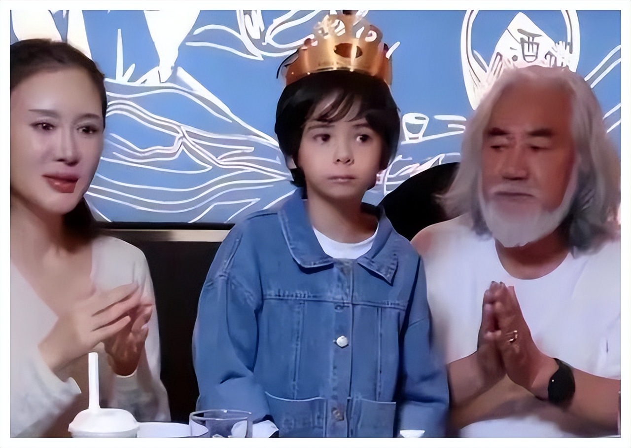 72-year-old Zhang Jizhong let go of his mouth for the first time ...