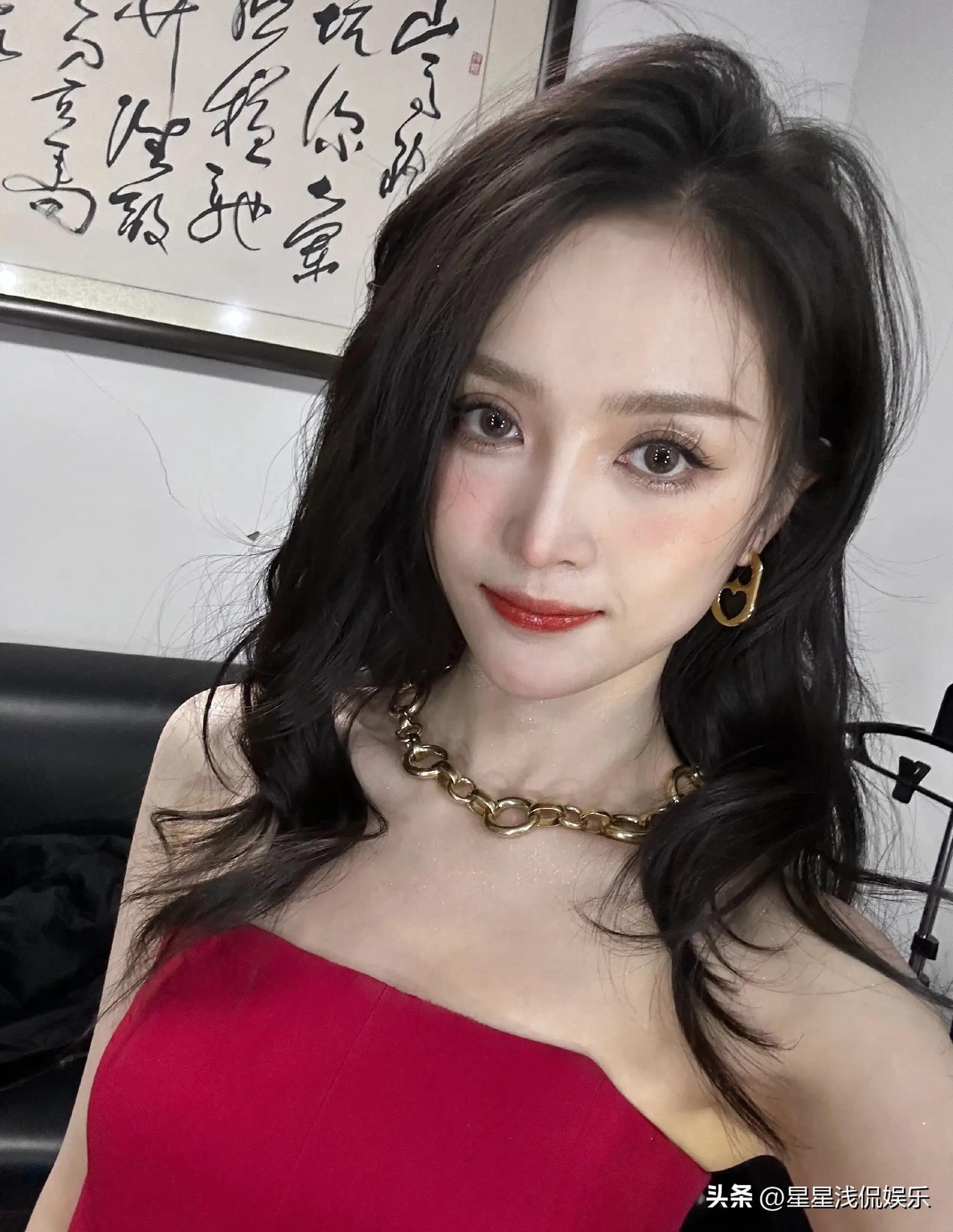 Wu Xuanyi was ridiculed by the crowd for posting New Year photos, and the photos were dirty with ...