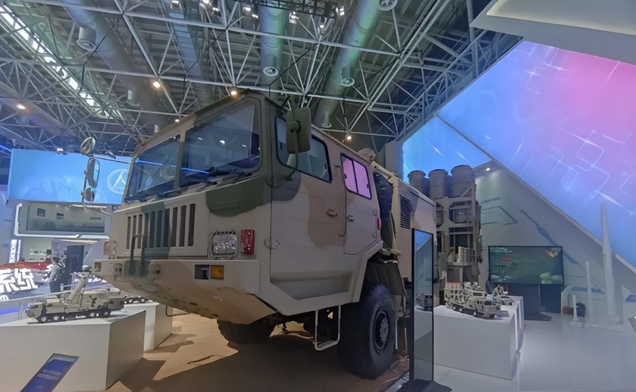 Hongqi-16FE: The maximum range has been increased to 160 kilometers, and it has been upgraded to ...