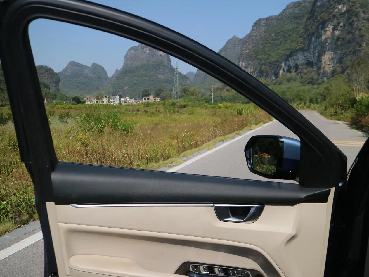 A day in the countryside with Capgemini - iNEWS