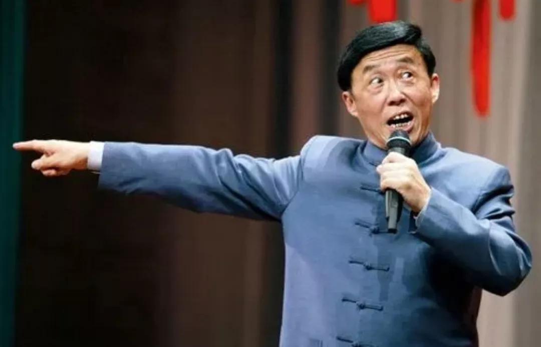 A sketch by the famous storytelling artist Mr. Tian Lianyuan. Mr. Tian denounced the chaos in ...