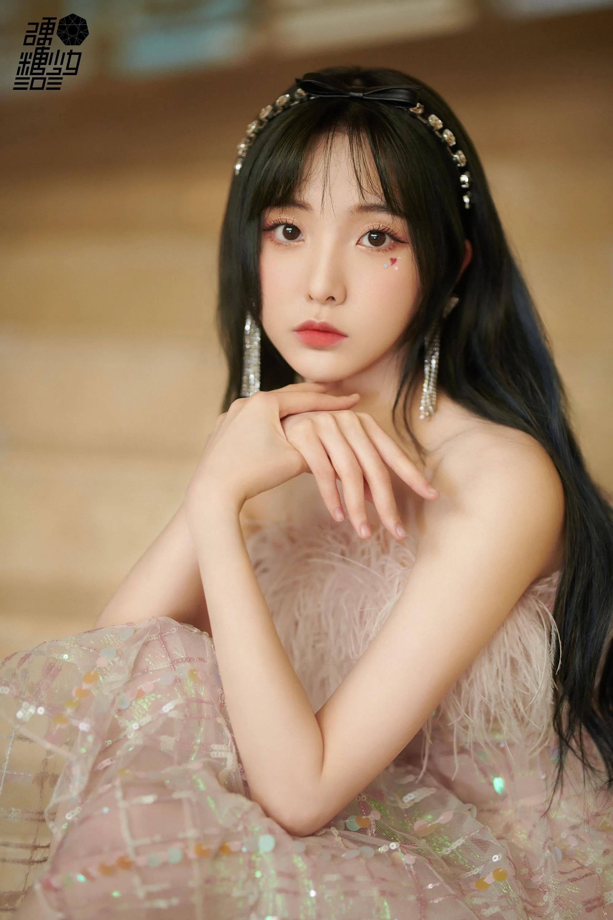 Zheng Naixin is so beautiful - iNEWS