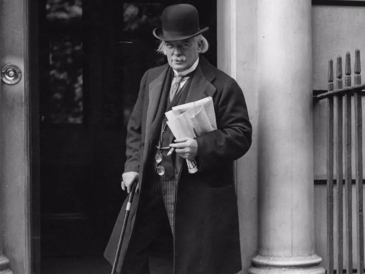 Why is the alcohol content of many whisky and brandy 40% abv? - iNEWS