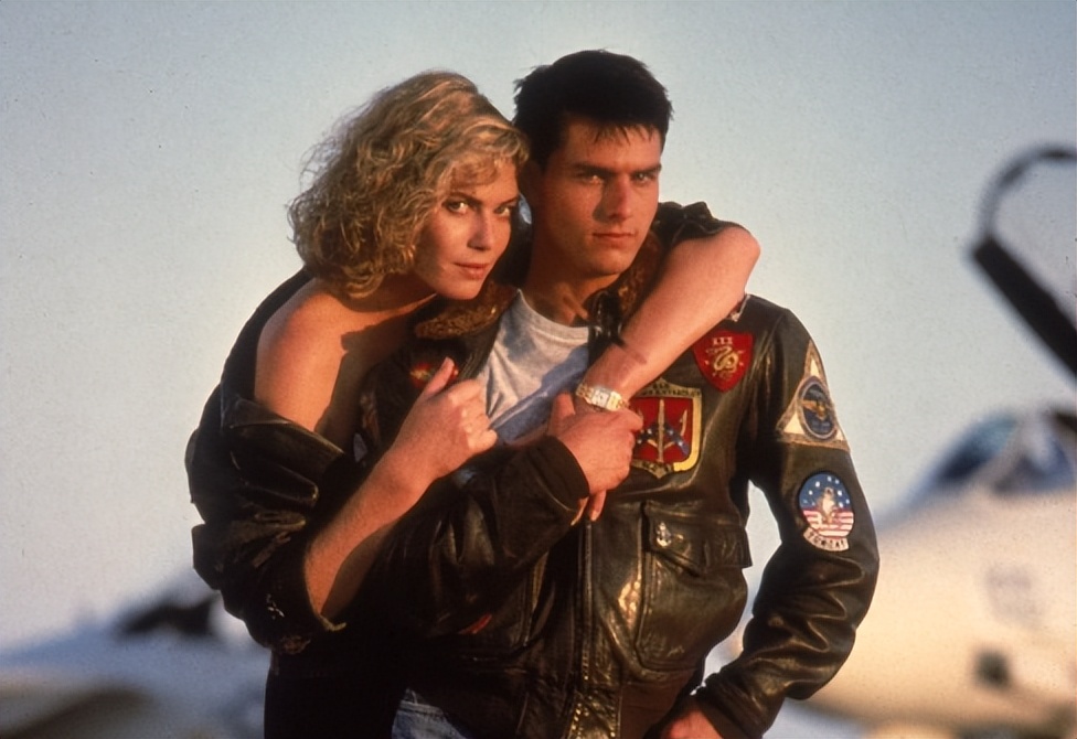 The movie "Top Gun" vividly reveals the complexity of human nature in a ...