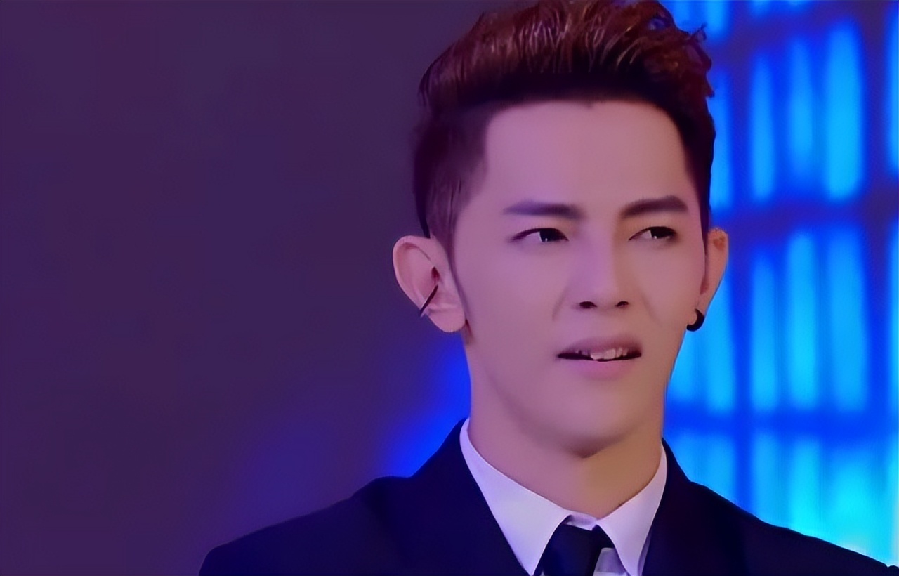 At the scene of Meiyi Liya blm2023 Ultimate Bliss Pure Land, Gong Linna ...