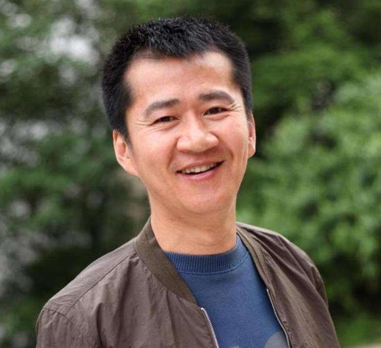 Drama bone Li Jiaming bombards the phenomenon of arbitrary fees for ...