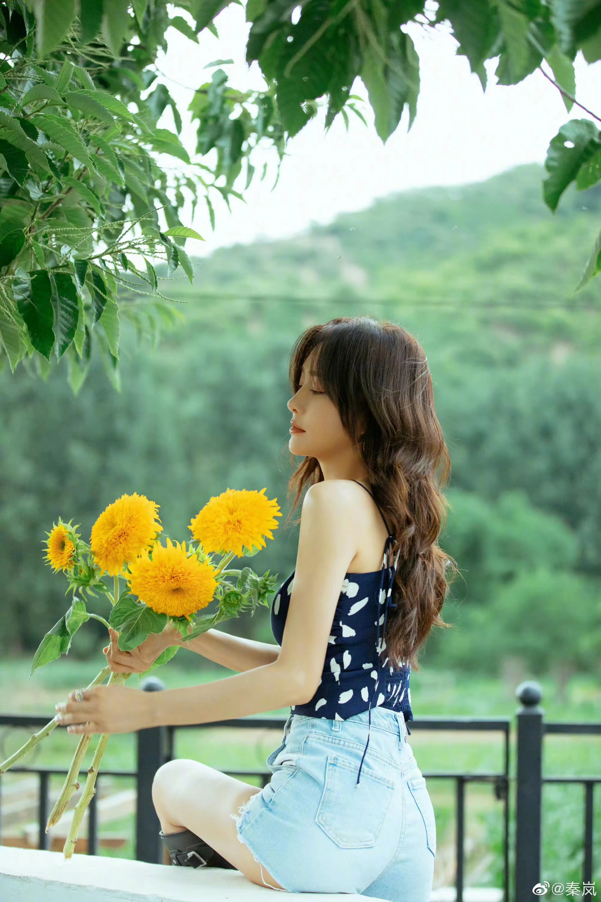 Qin Lan finally changed her hairstyle and cut a short bob haircut ...