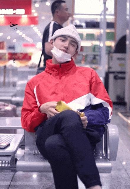 Arthur Chen Feiyu is on fire, but his brother is more handsome - iNEWS