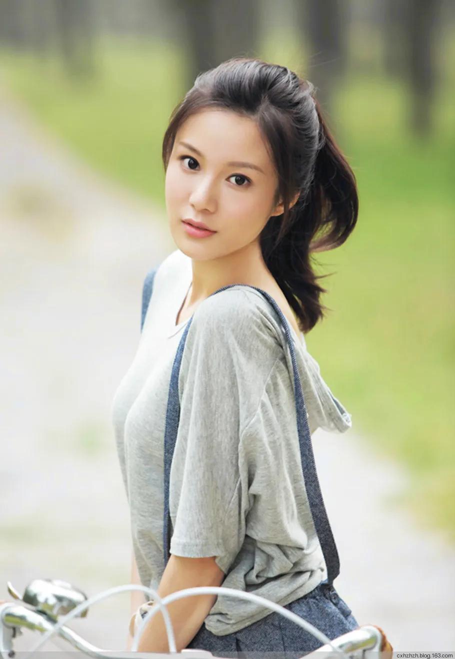 Fresh beauty Wu Jingjing - iMedia