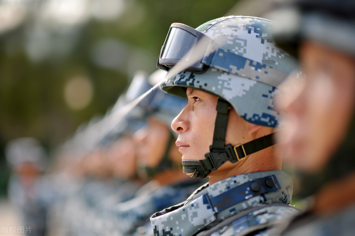 The 94-year history of changes in the PLA uniforms - iNEWS