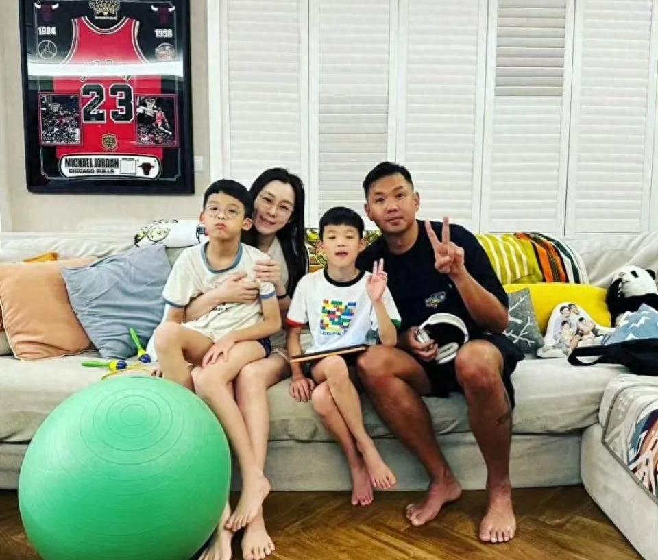 Lisa's illegitimate daughter? Zhang Yixing overturned? Weiqi Fan is ...