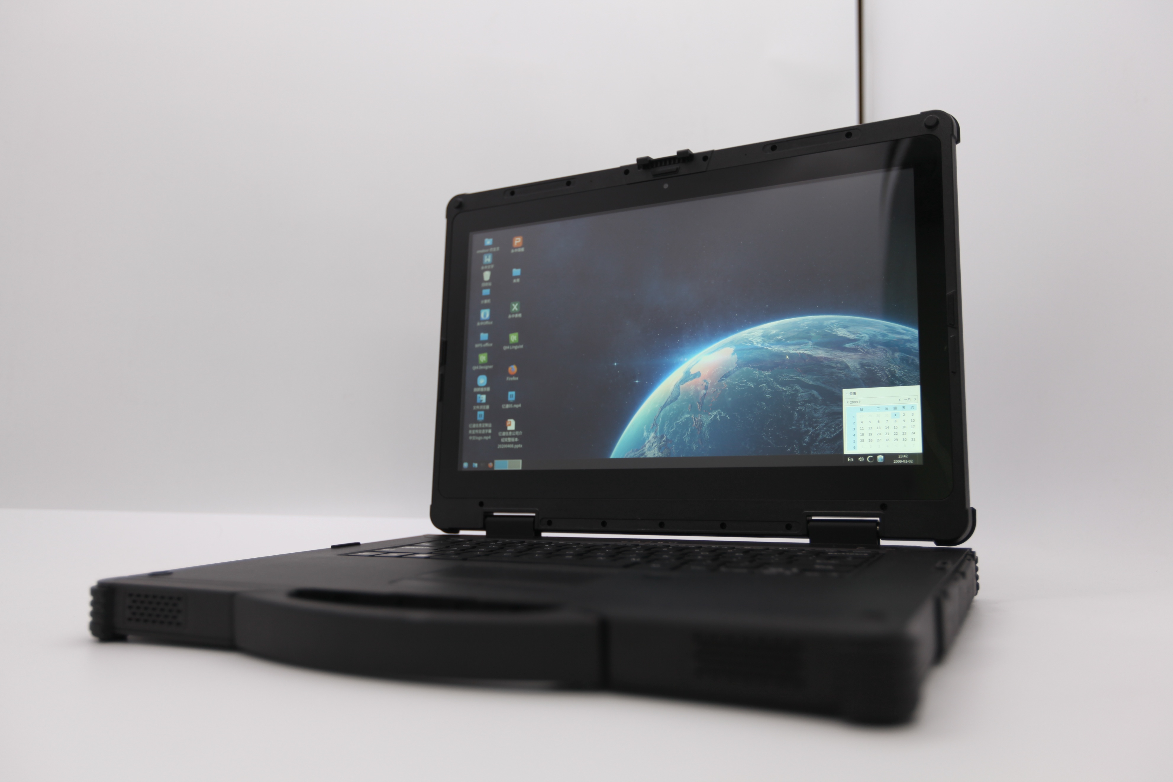 Emdoor domestic reinforced notebook FT-2000/4 processor - iNEWS