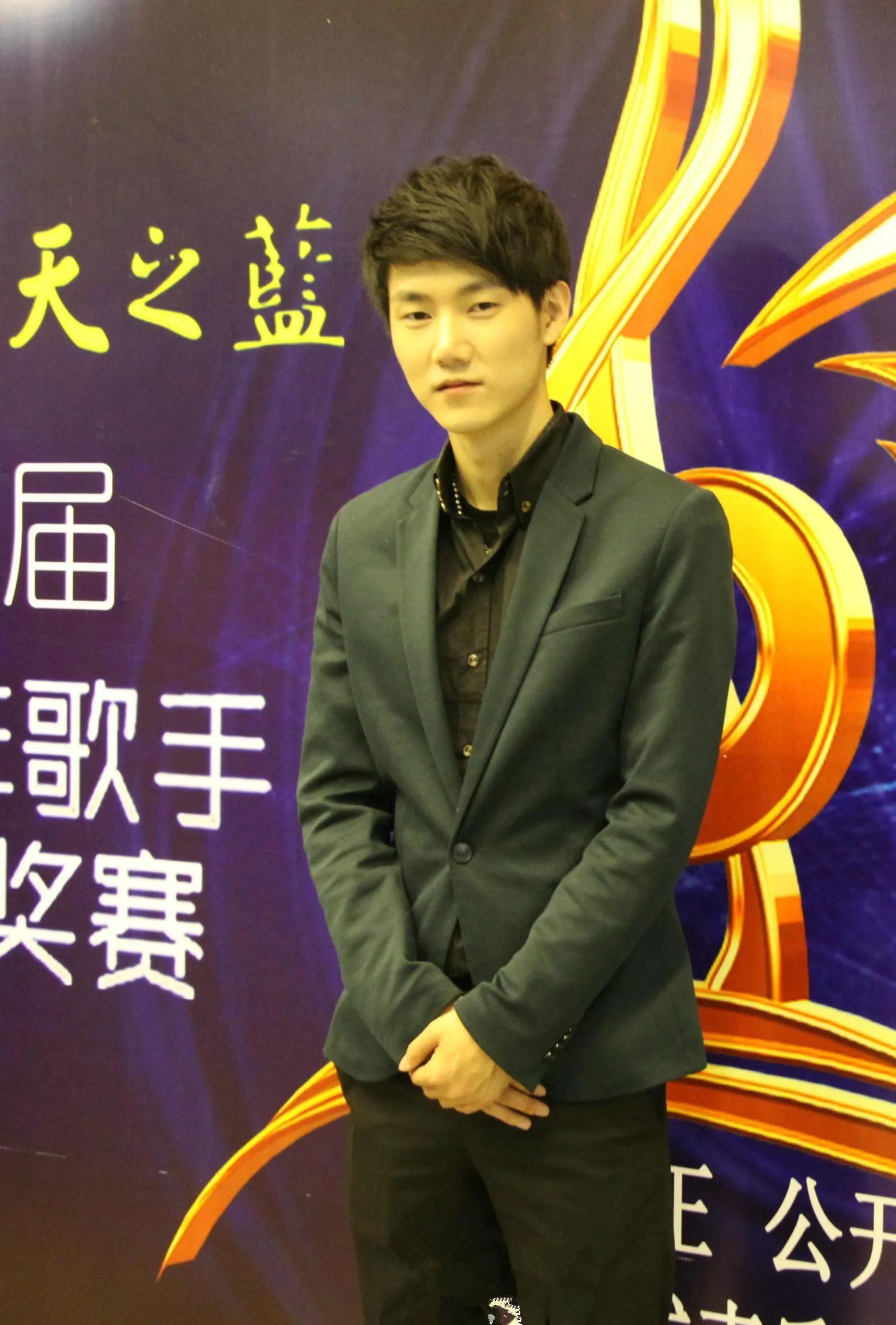 The king of bass, talent, low-key, progressive and modest, the stepping ...