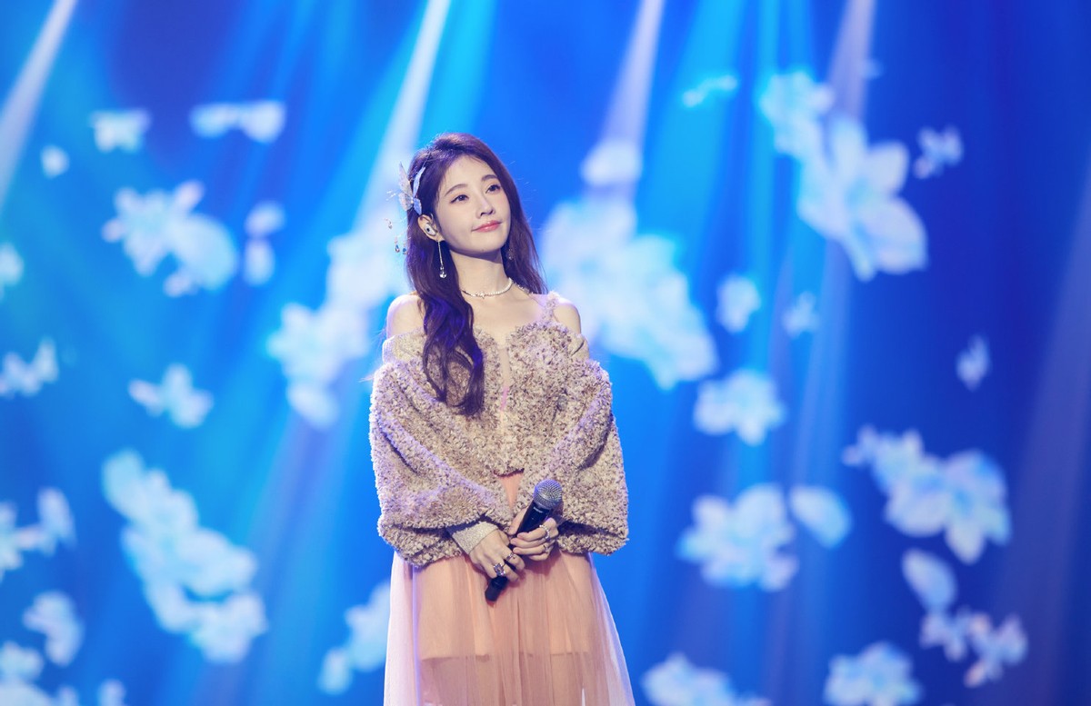 The talented singer Feng Timo's birthday song will arrive as scheduled ...