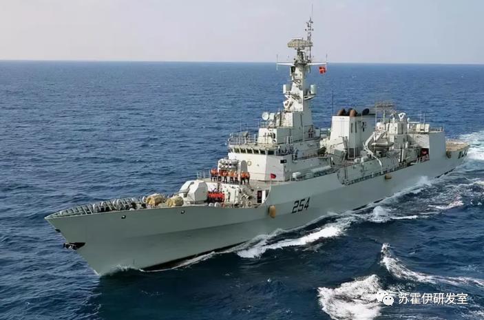 Follow India!Pakistan's new frigate launched - iNEWS