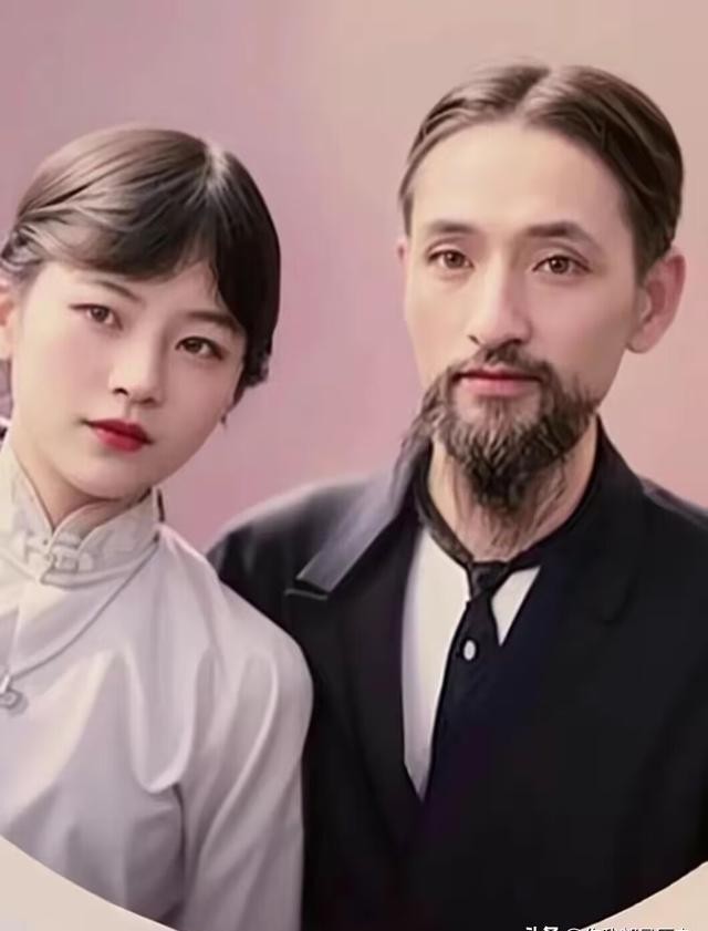 In 1939, Lin Huiyin took a photo wearing a cheongsam. She looked ...