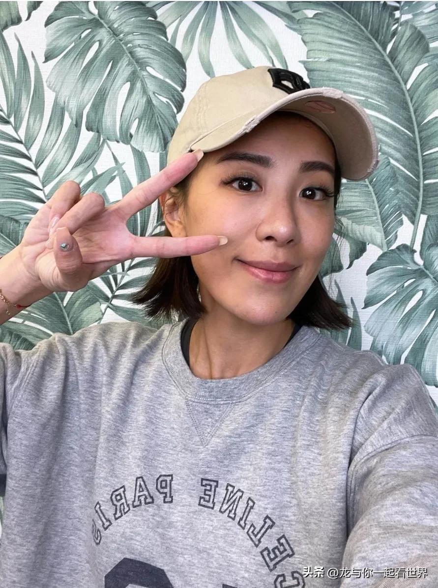 20 years of notoriety! Xiao Zhen sweetly posted a family portrait "Ding ...