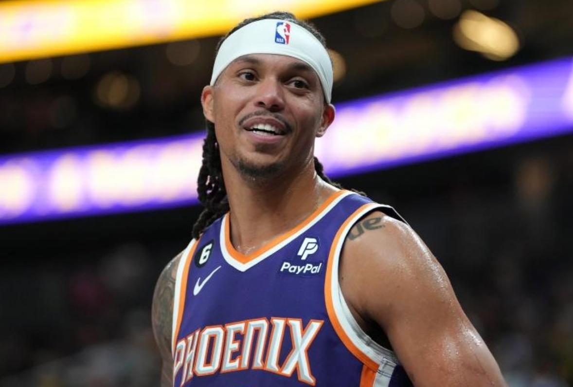 Big upset!Paul made 6 of 15 shots, the Suns refused to reverse, and the ...