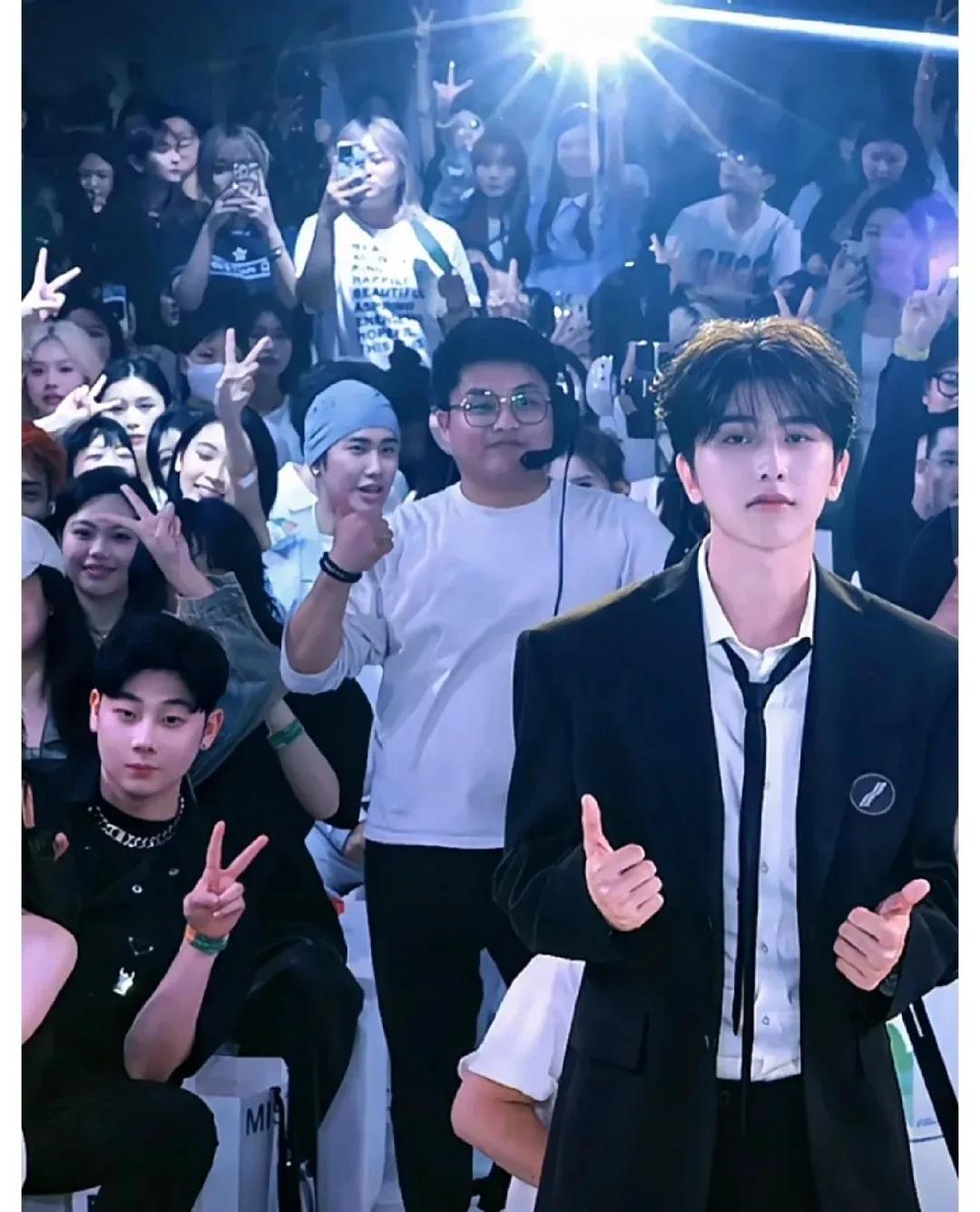 The real Man Cai Xukun Hong Kong concert, Hong Kong loyal fans are ...