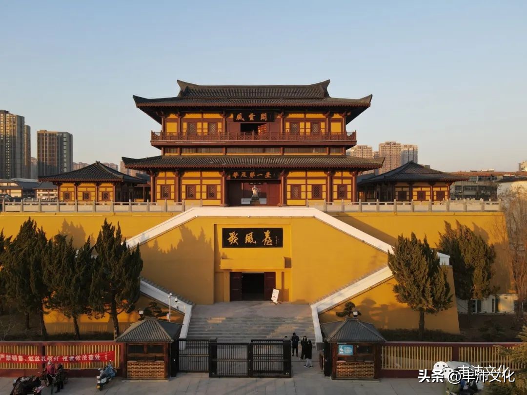 "Abundance of the Han Family" is a big wind song, three-way song style ...